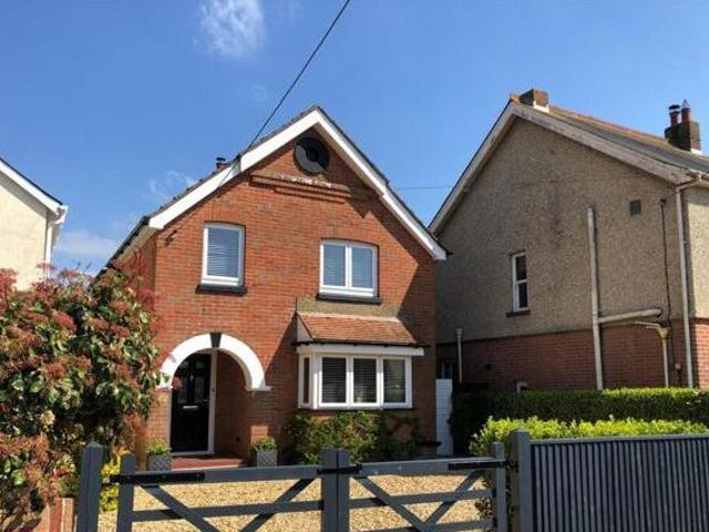 Solent Road, Walkford, 3 Bedroom Detached