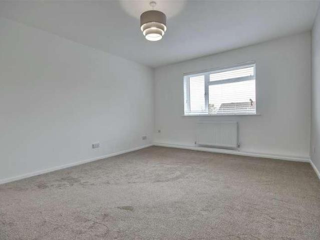 Solent Road, Drayton, PO6