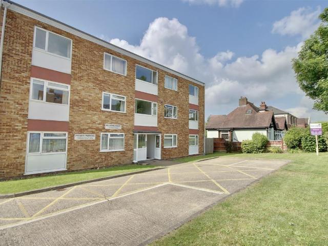 Solent Road, Drayton PO6, 2 bed flat to rent, £1,350 pcm | PrimeLocation