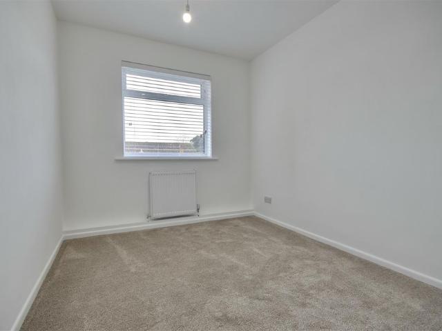 Solent Road, Drayton