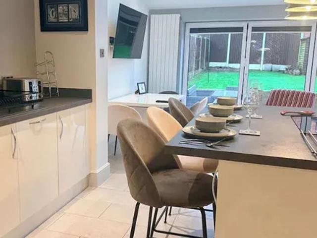 Solihull, B92 7NA, United Kingdom | 2 bed house for rent #160770690 | Rentberry