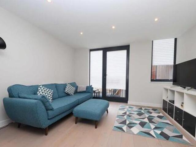 Solis Apartments, Field End Road, 1 Bedroom Flat