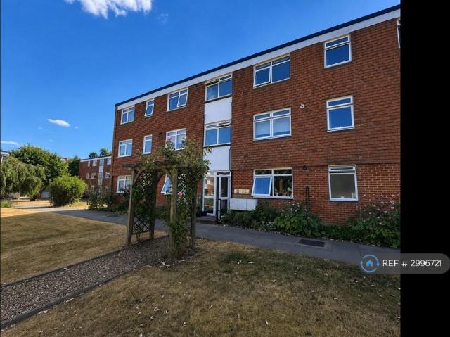 Sollershott East, Letchworth, SG6 2 bed flat to rent £1,425 pcm £329 pw