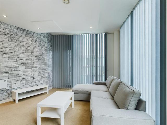 Solly Street, City Centre, Sheffield, S1 2 bed apartment to rent £1,050 pcm £242 pw