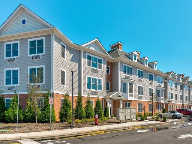 Solo at North Bergen 1 Bedroom Apartment for Rent at 4828 Tonnelle Ave, North Bergen, NJ 07047