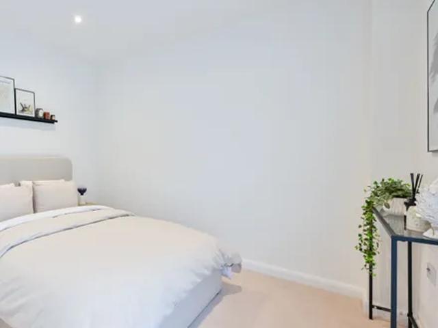 Solomon's Passage, London, SE15 3UH, United Kingdom | 2 bed apartment for rent #166564043 | Rentberry