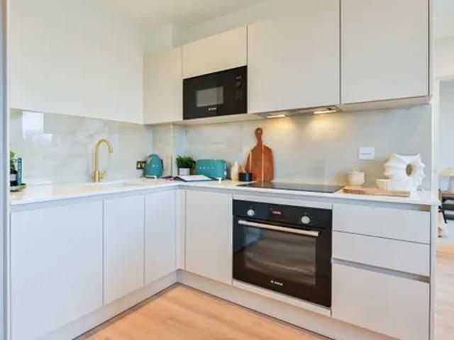 Solomon's Passage, London, SE15 3UH, United Kingdom | 2 bed apartment for rent #166905511 | Rentberry