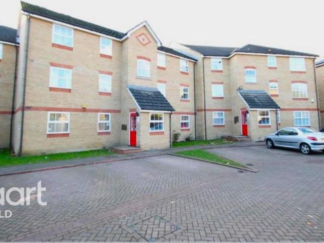 Soper Mews, EN3 2 bed flat to rent £1,750 pcm £404 pw