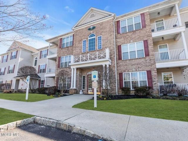 Sophee Ln, Lakewood, Condo For Sale
