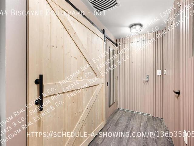 Sophisticated Loft Style Residence With One Bedroom And One And A Half Bathrooms At Vizcayne North