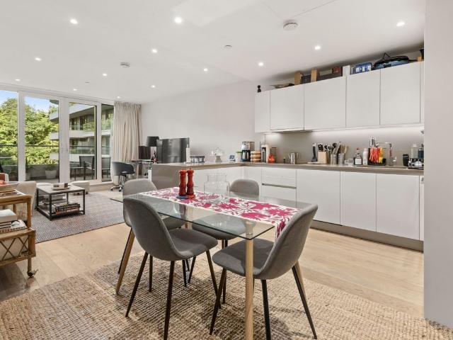 Sophora House, 342 Queenstown Road SW11, 2 bed property to rent, £4,000 pcm | PrimeLocation