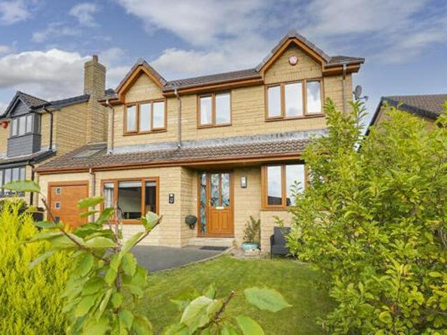 Sorbus Way, Lepton, 4 Bedroom Detached