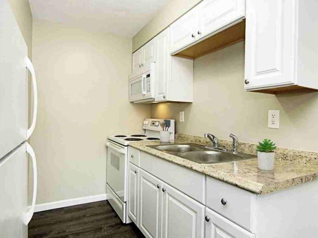 South Terrace Apartments – Comfort & Convenience in Cincinnati! 1 Bedroom Apartment for Rent at 40 S Terrace Dr, Reading, OH 45215 Reading