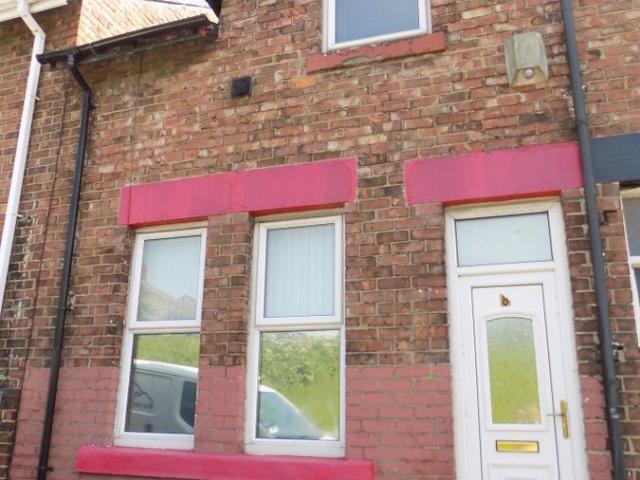 South Terrace, Southwick SR5, 2 bed terraced house to rent, £550 pcm | PrimeLocation