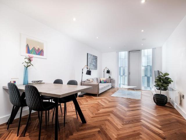 South Tower 2 bed apartment to rent £3,275 pcm £756 pw