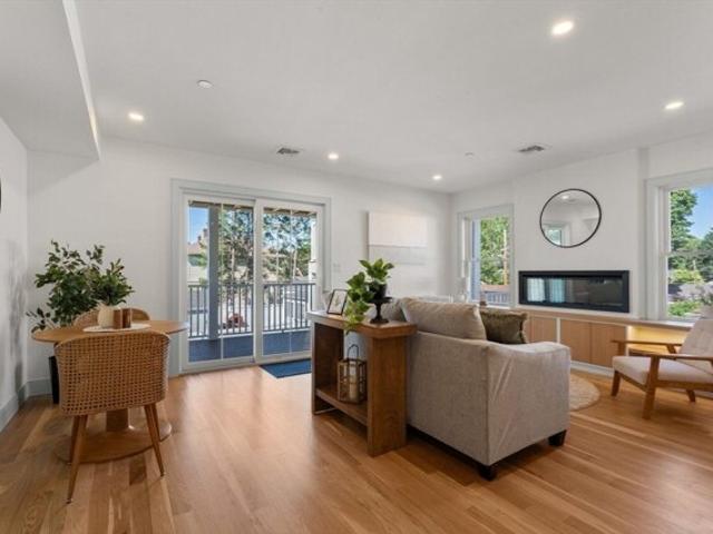 South Unit,stoneham, Condo For Sale