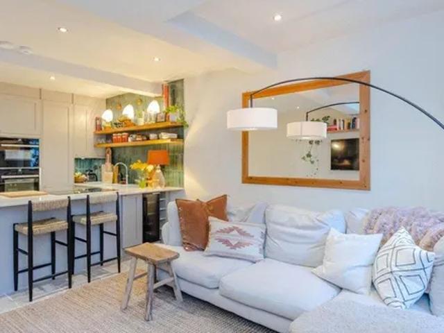 South West Cumberland Street Lane, City of Edinburgh, EH3 6RB, United Kingdom | 1 bed apartment for rent #139544934 | Rentberry