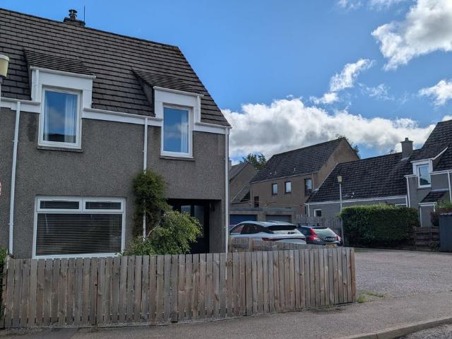 South West High St, Grantown On Spey, Highland PH26, 3 bed end terrace house to rent, £1,100 pcm | PrimeLocation