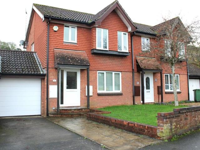 South Western Yeovil, Somerset BA20, 3 bed semi detached house to rent, £1,300 pcm | PrimeLocation