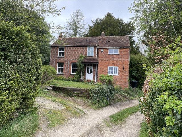 South Weston, Thame, Oxfordshire OX9, Detached house to rent, £1,300 pcm | PrimeLocation