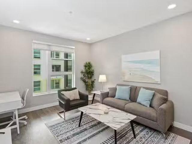 South Wilton Place