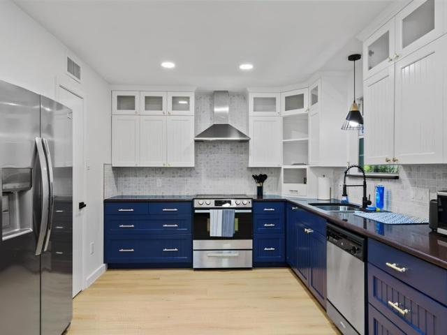 South Austin Newly Renovated Beautiful Cozy Home N