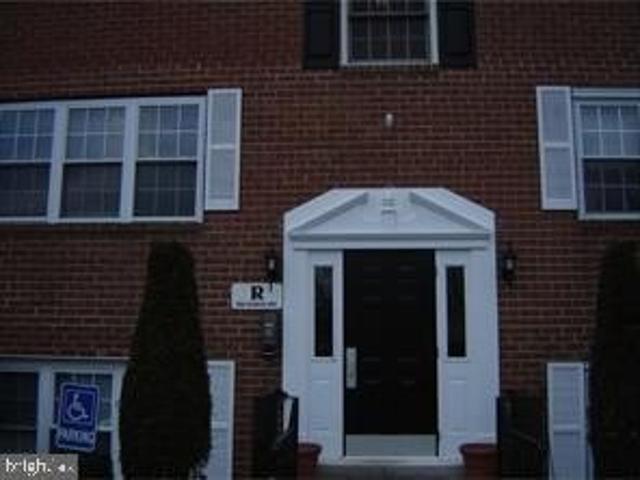 South Ave Apt R, Secane, Condo For Sale