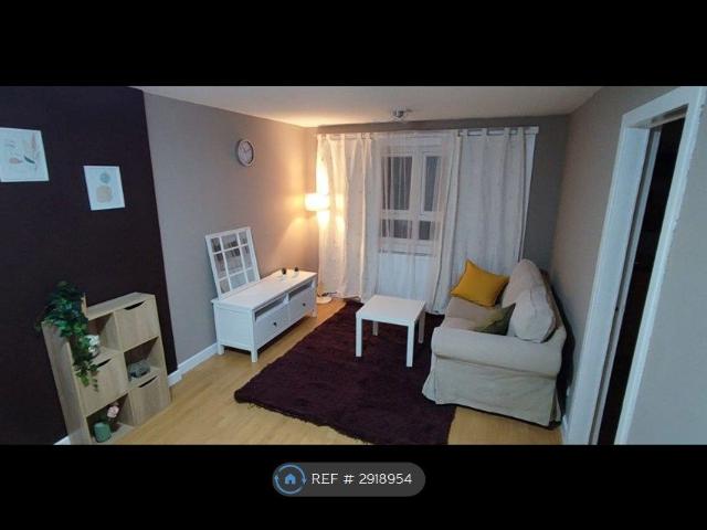 South Barrwood Road, Kilsyth G65, 1 bed flat to rent, £630 pcm | PrimeLocation