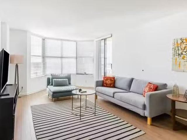 South Beach Marina Apartments, 2 Townsend St, South Beach 1.