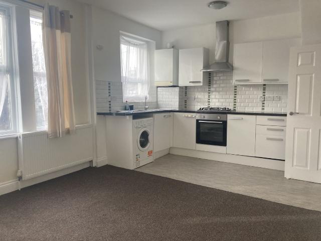 South Birkbeck Road, Leytonstone E11, 3 bed flat to rent, £2,250 pcm | PrimeLocation