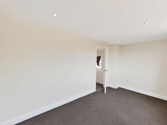 South Birkbeck Road, London, E11 4JH
