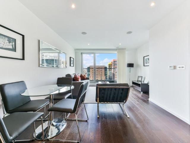 South Boulevard, 7 Baltimore Wharf. 1 bed flat to rent £2,362 pcm £545 pw