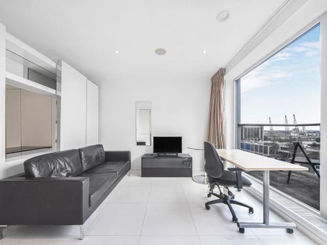 South Boulevard, 7 Baltimore Wharf, Canary Wharf, London E14, Studio to rent, £2,015 pcm | PrimeLocation