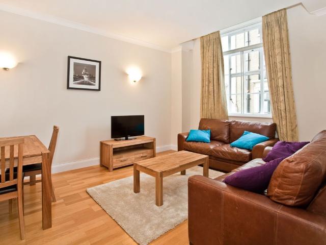 South Block, London SE1, 2 bed flat to rent, £3,350 pcm | PrimeLocation