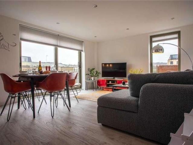 South Building, River View, Victoria Bridge Road, Bath, Somerset, BA1