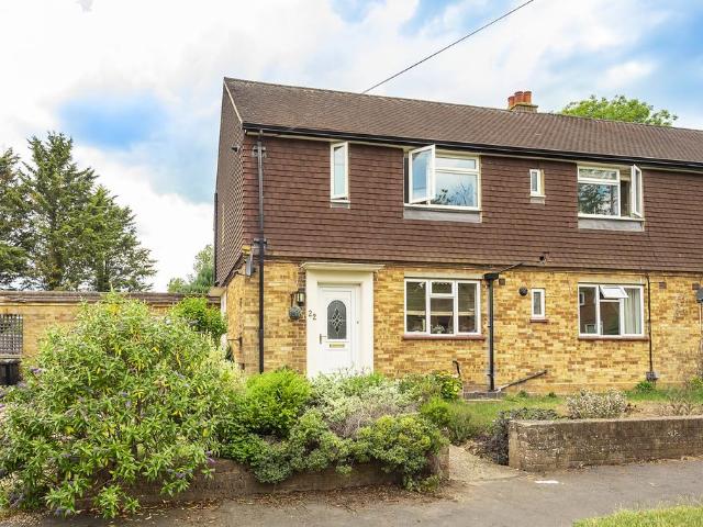South Close, Herts AL2 2 bed maisonette to rent £1,800 pcm £415 pw