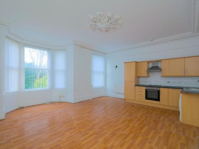 South Drive, Liverpool L15, 2 bed flat to rent, £850 pcm | PrimeLocation