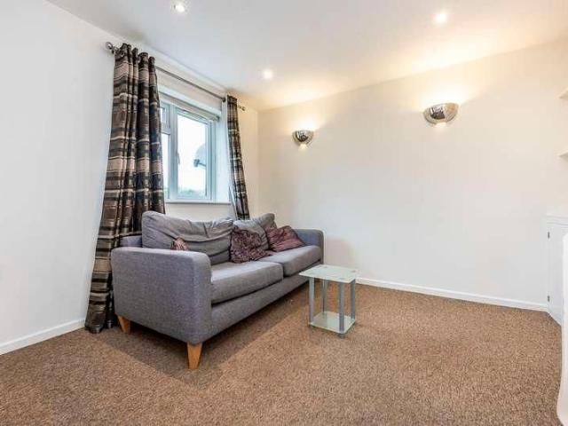 South Eighth Street, Milton Keynes, Buckinghamshire, MK9