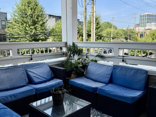 South End 2bd/2br with Corner Balcony