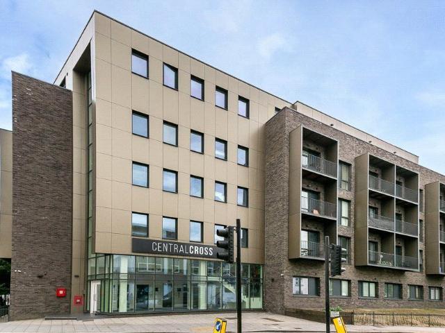 South End, Croydon, Surrey CR0, 1 bed flat to rent, £1,400 pcm | PrimeLocation