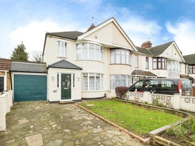 South End Road, Rainham, 3 Bedroom End