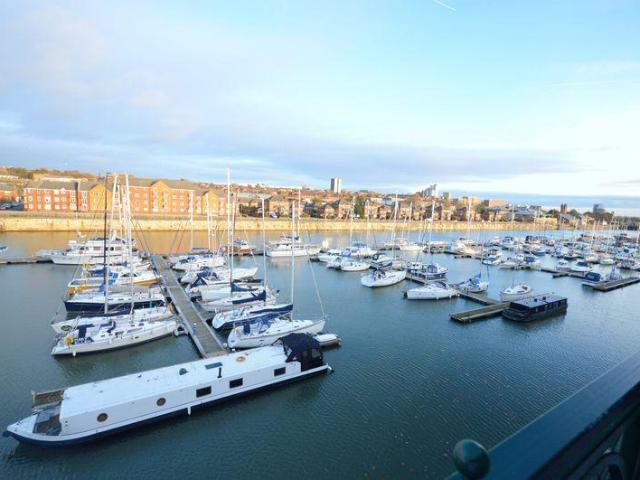 South Ferry Quay, Liverpool 4 bed apartment to rent £1,750 pcm £404 pw