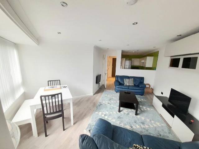 South Fifth Street, Milton Keynes MK9, 2 bed flat to rent, £1,300 pcm | PrimeLocation