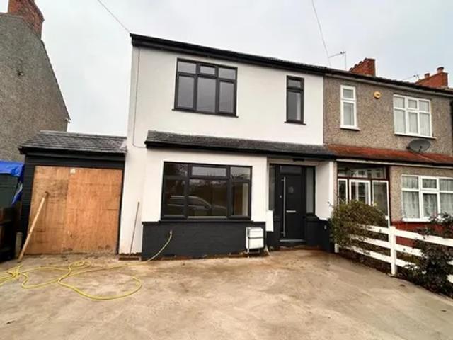 South Gipsy Road, Crook Log, London, DA16 1HP, United Kingdom | 4 bed duplex for rent #140801257 | Rentberry