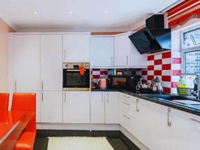 South Grove, London, N15 5QJ, United Kingdom | 6 bed house for rent #132990400 | Rentberry