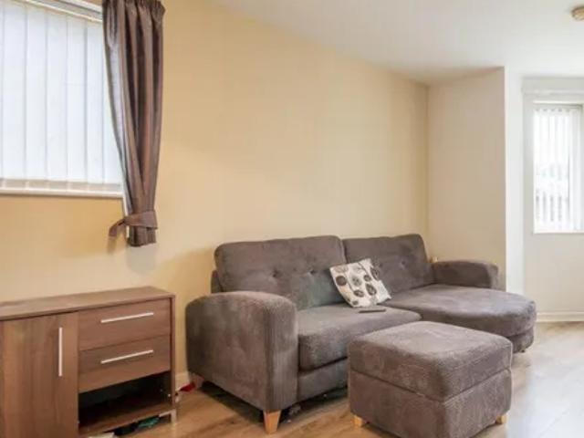 South Gyle Road, City of Edinburgh, EH12 9EJ, United Kingdom | 2 bed apartment for rent #140800117 | Rentberry