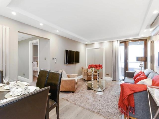 South Hampstead, London 2 bed apartment to rent £3,445 pcm £795 pw