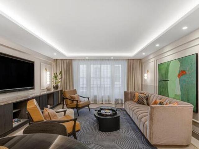 South Kensington, Hyde Park Gate, London, 2 Bedroom Flat