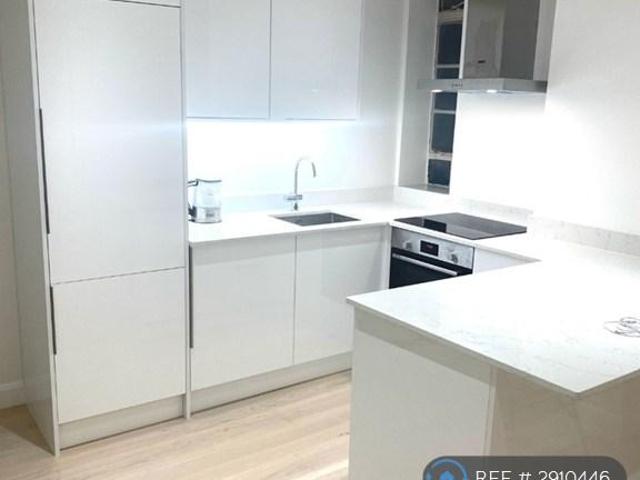 South Kensington, London, SW3 1 bed flat to rent £2,800 pcm £646 pw