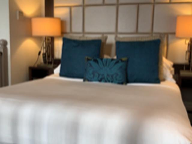 South Kensington, London. SW7 Studio to rent £6,734 pcm £1,554 pw
